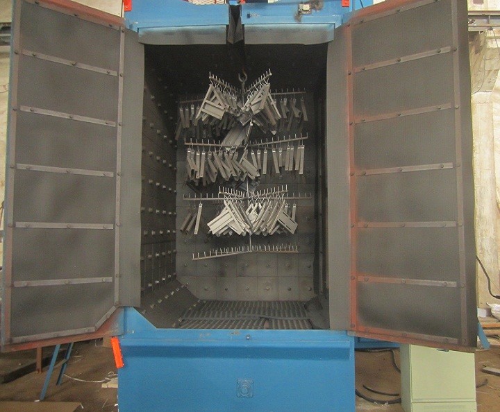 Rust Removal Shot Blast Cleaning Equipment , Automatic Blasting Machine